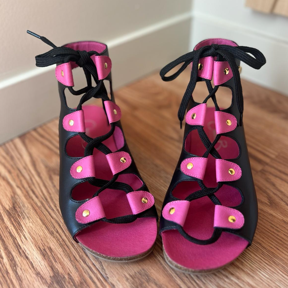 Chanii B "Je Savoir" Black/Fuchsia - Lace-up Cork Sandal – The Shoe Muse