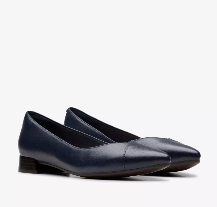 Clarks "Natalyn Wish" Navy low pump – The Shoe Muse